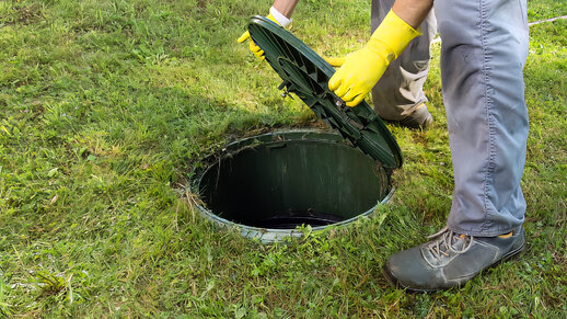 7 Main Causes Of Septic Backup & How To Avoid Them ‐ Big Blue Plumbing