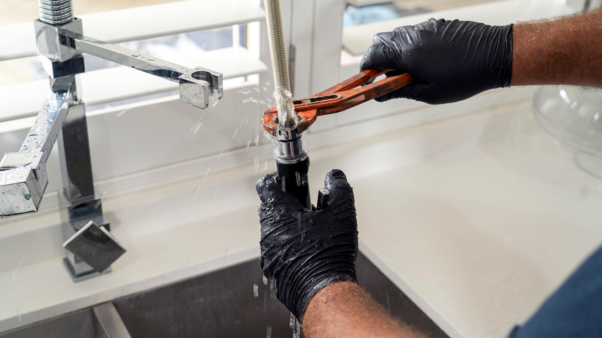 Plumber Sydney — Call Now: 1800 349 338 ‐ Fixed Today Plumbing