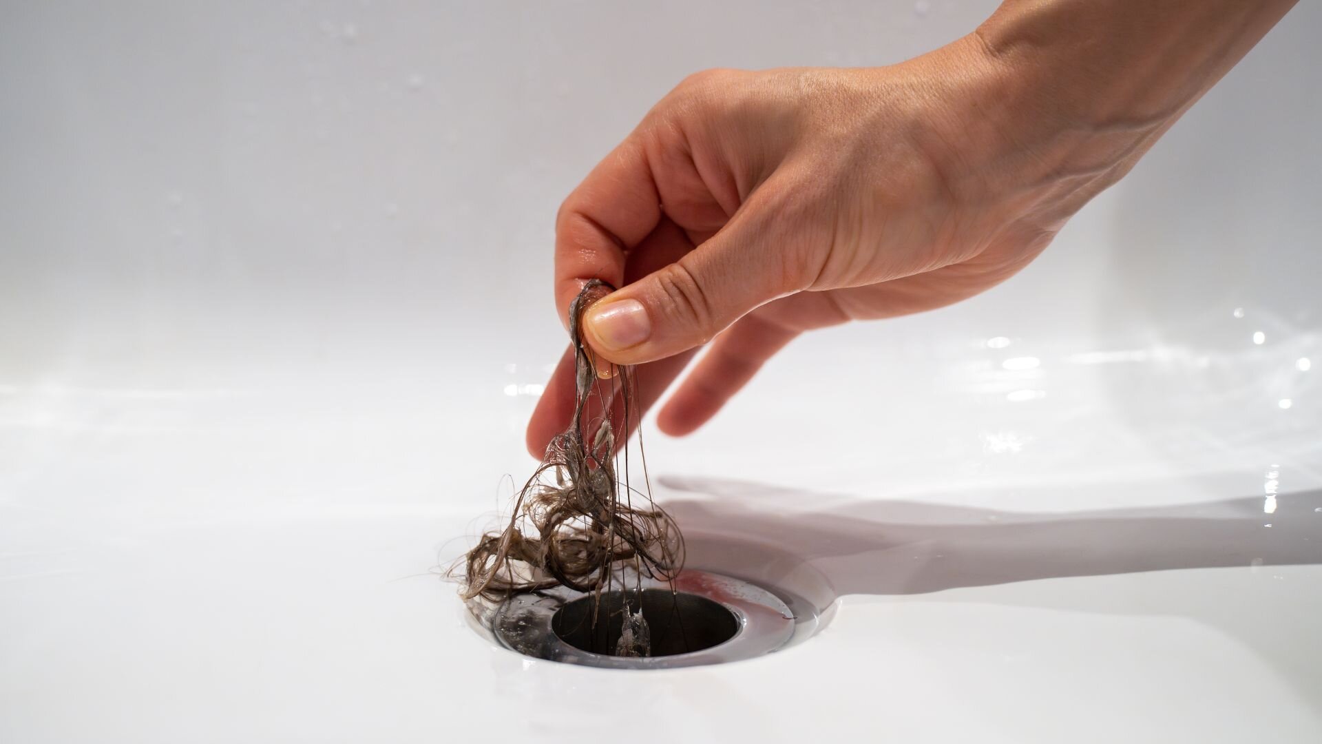 7 Easy DIY Hacks to Unblock Your Drains at Home ‐ Silver Drains